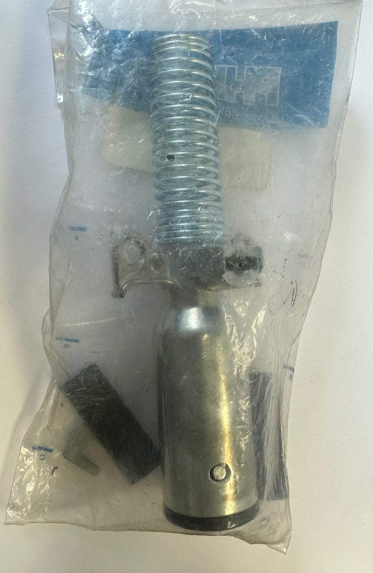 Phillips Dual Pole Plug — Oilmens Truck Tanks